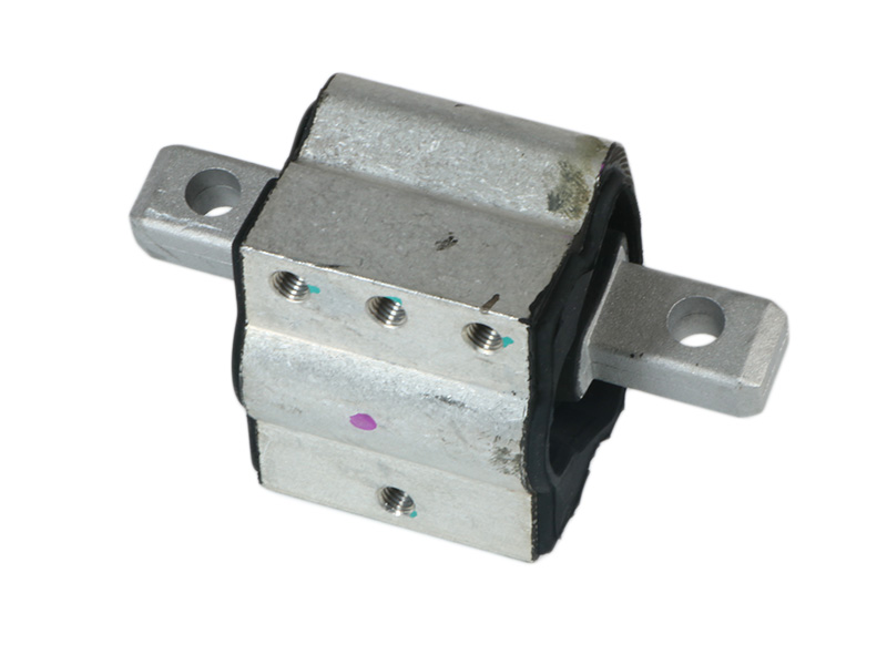 Rubber mount for transmission suspension of automatic transmission on ...